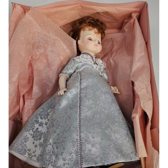 Madame Alexander | Toys | 4 Madame Alexander Mary Mcelroy First Lady ...